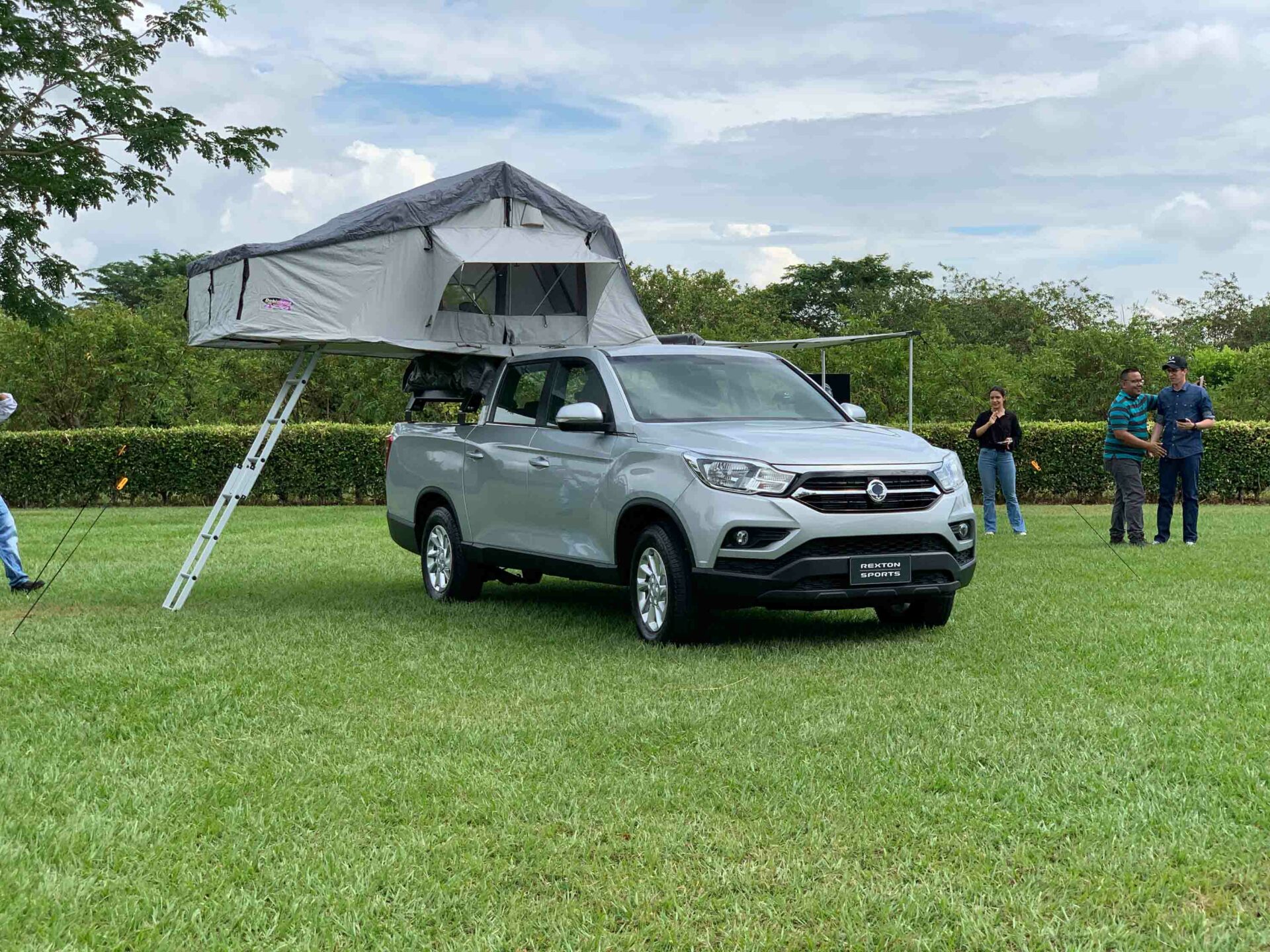 SsangYong Rexton Sports: La nueva apuesta coreana en Pick-Ups - Fuel ... SsangYong Rexton Sports: La nueva apuesta coreana en Pick-Ups - Fuel ...