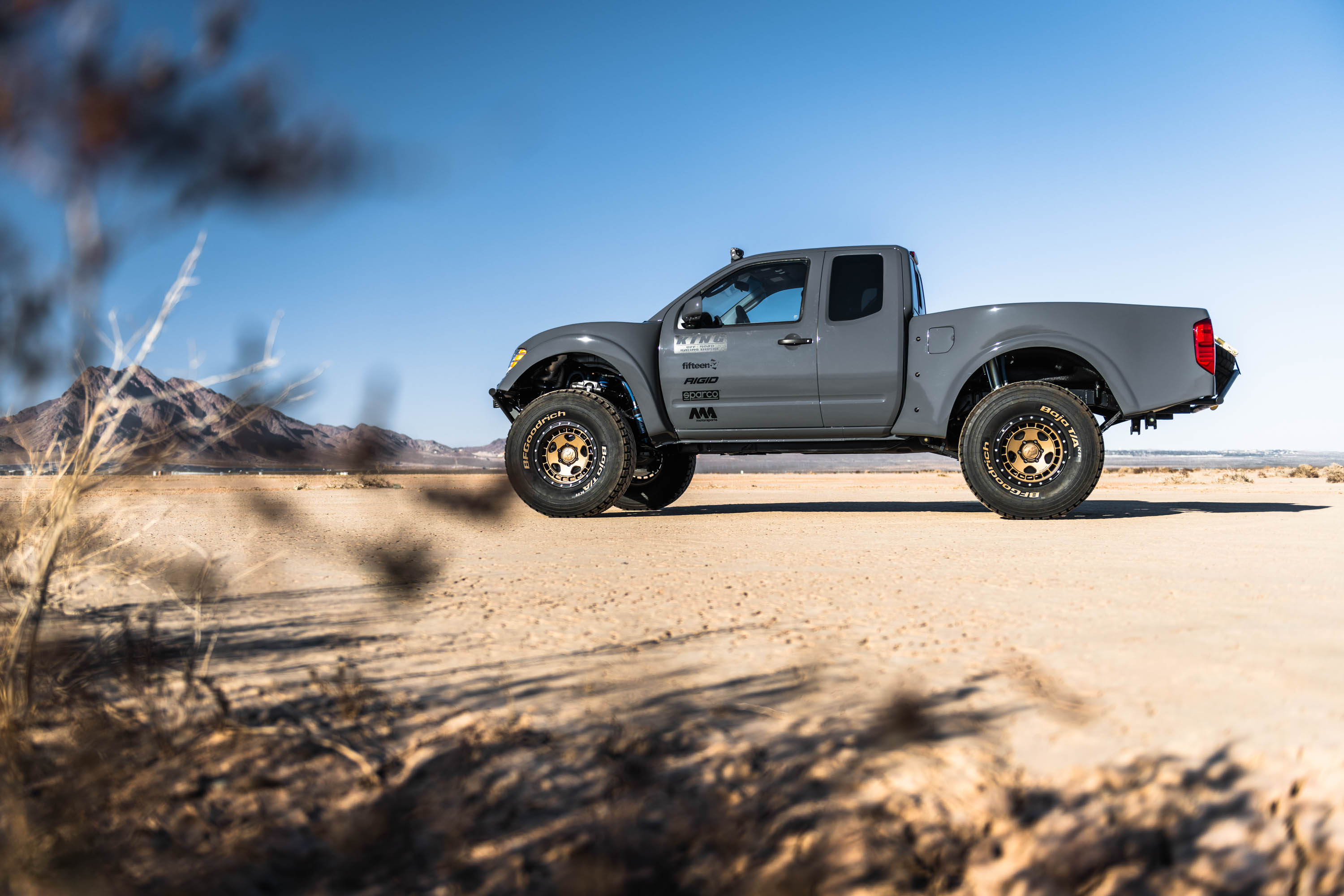Nissan Frontier Desert Runner: Los esteroides hicieron su trabajo - Fuel Car Magazine