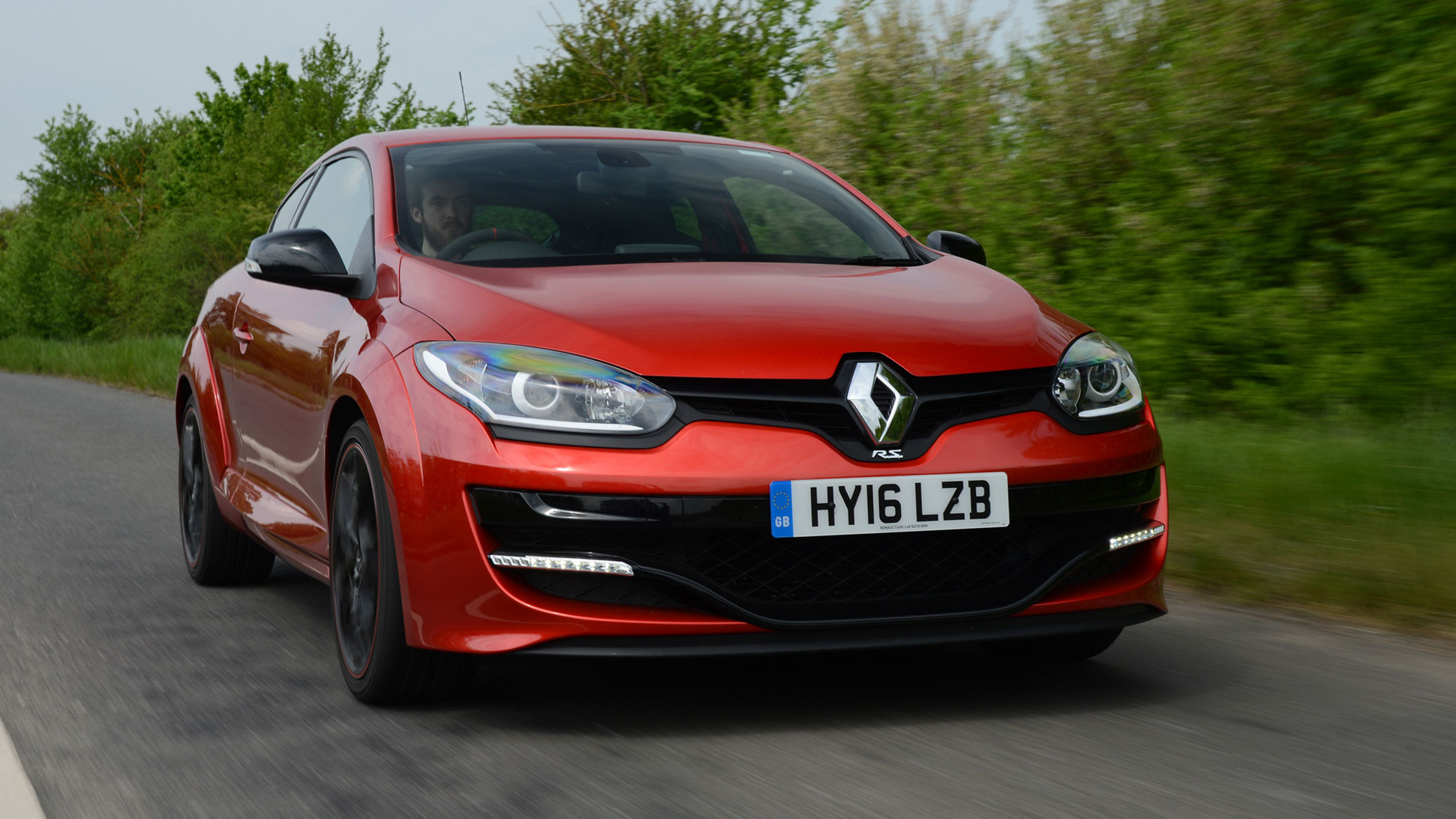 7 Renault icónicos que seguro superan los 180 km/h de velocidad máxima ...