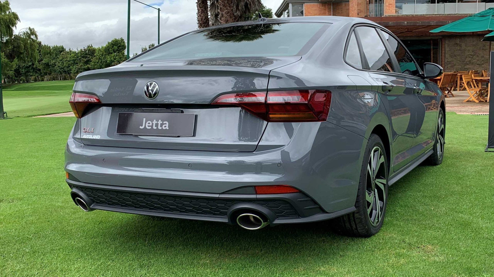 El Volkswagen Jetta GLI regresa a Colombia con un motor turbo y 230 hp ...