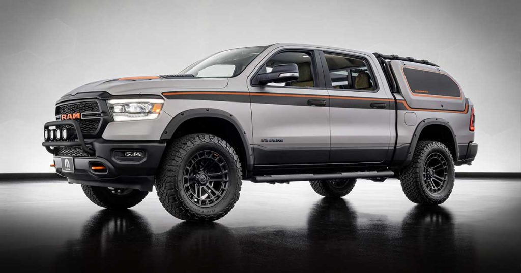 Un par de RAM 1500 se toman el show de SEMA en Las Vegas - Fuel Car ...