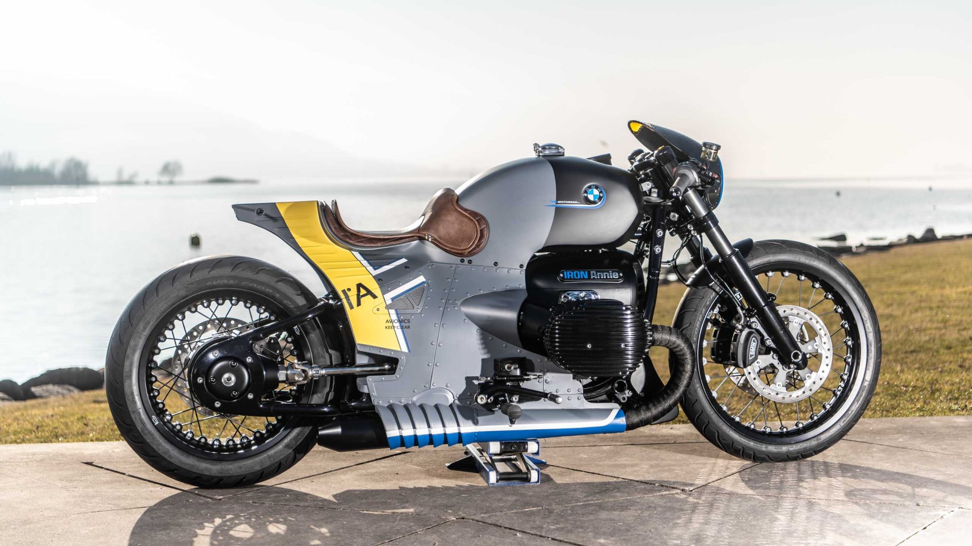 BMW R18 Iron Annie: la motocicleta inspirada en un avión clásico - Fuel Car Magazine
