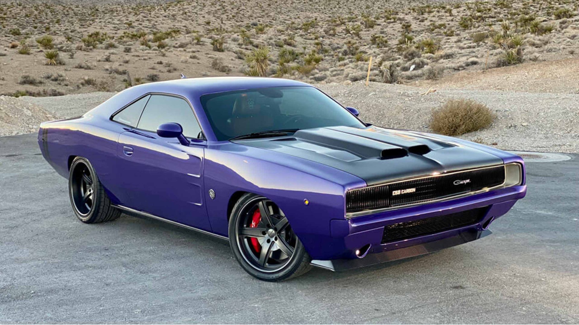 Este es un Dodge Challenger maquillado para lucir como un Charger 68 ...