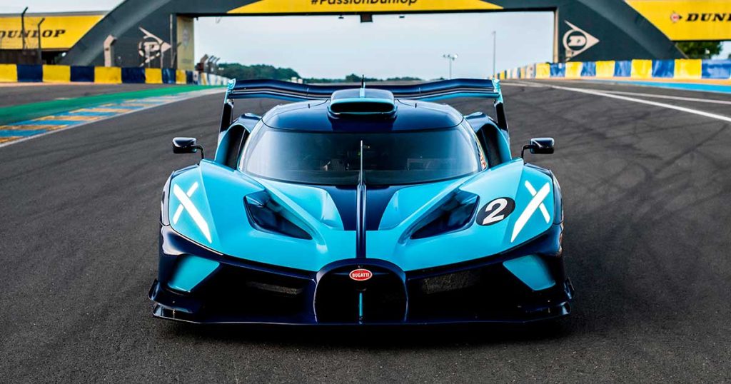 El Bugatti Bolide apareció por primera vez en pista antes de las 24 ...