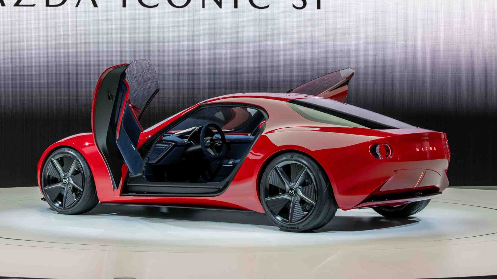 El Mazda Iconic SP es el llamativo futuro del Miata con motor rotativo ...