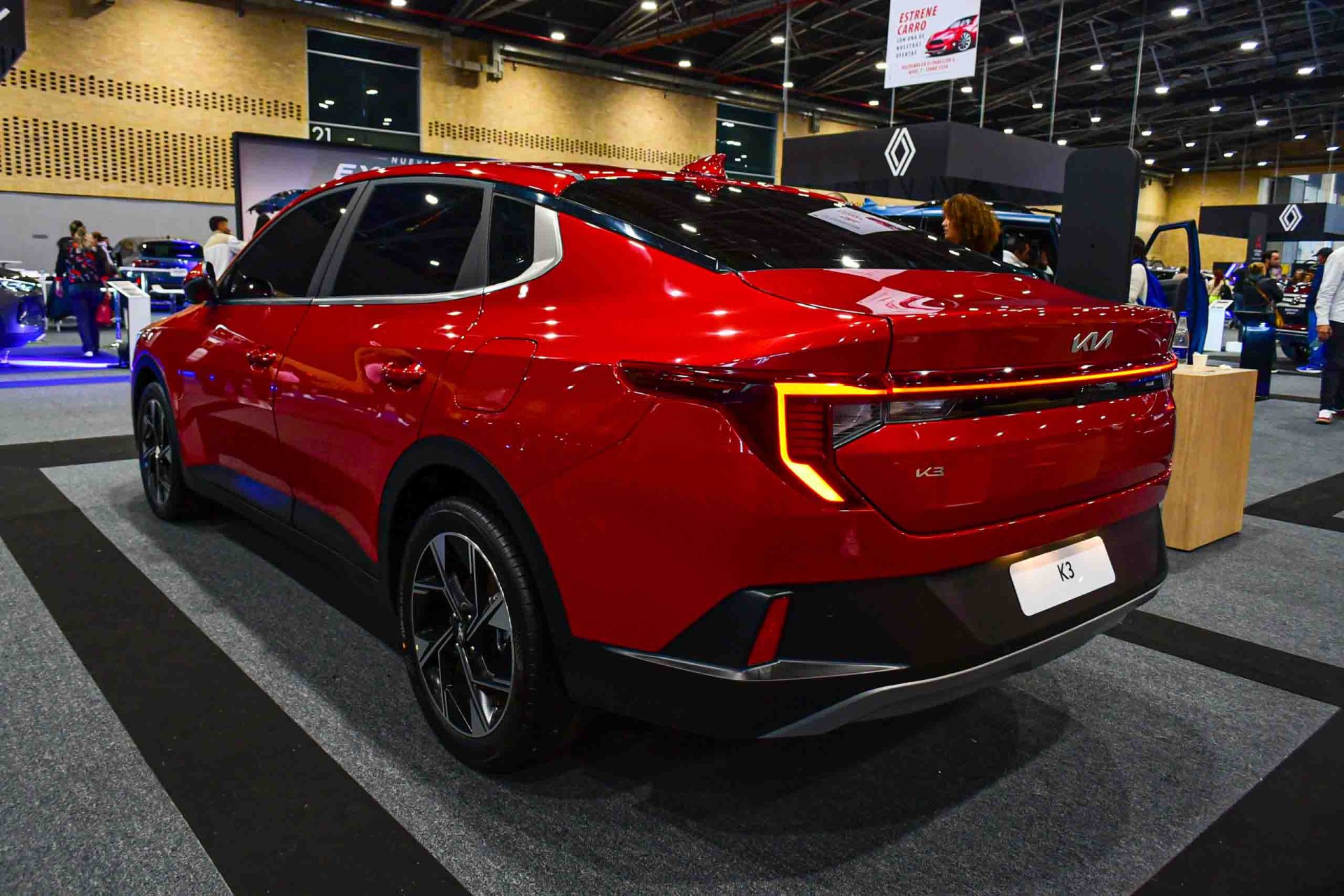 El Kia K3 llega oficialmente a Colombia: estos son los detalles y versiones - Fuel Car Magazine