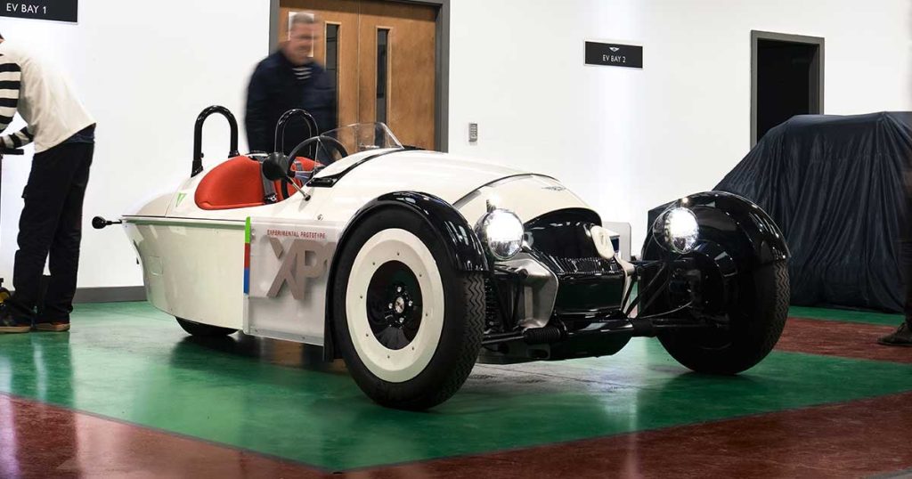 El pasado se encuentra con el futuro: el triciclo Morgan 3-Wheeler ...