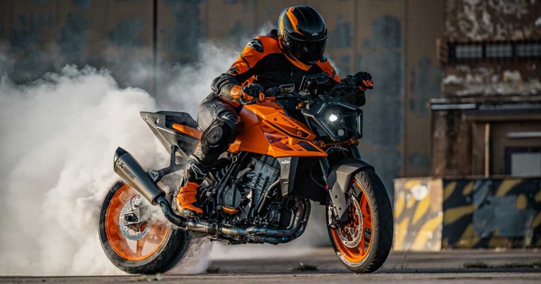 KTM celebra los 30 años de la Duke presentando las 1390 y 990 a nivel ...