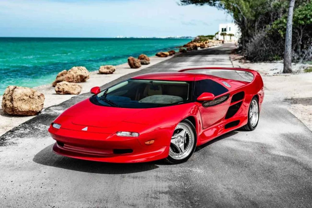 El Vector M12 era el sueño americano hecho superauto inmortalizado en ...
