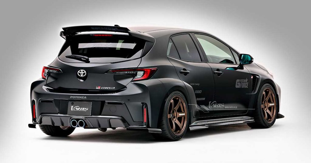 Este bodykit transforma al Toyota GR Corolla en un siniestro hot hatch ...