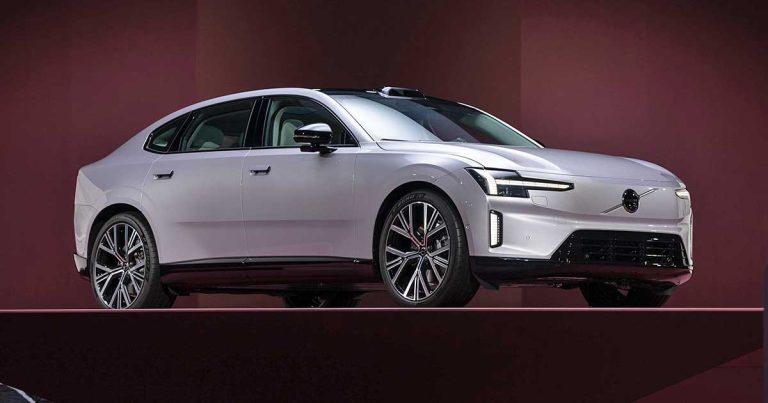 Volvo salva a los sedanes con el ES90, un eléctrico con 700 km de rango - Fuel Car Magazine